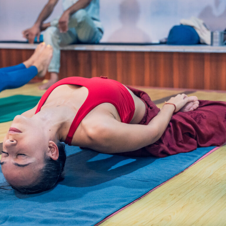 Bridge Pose Setu Bandha Sarvangasana How To Do It 5 Benefits And New Precautions